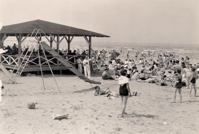 Sandusky History: Pictures of the Cedar Point Beach by Henry Suehrstedt