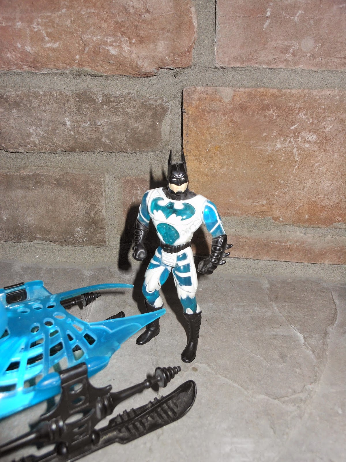 Emperor Dinobot's giant Batman figure database and review site!: Ice ...