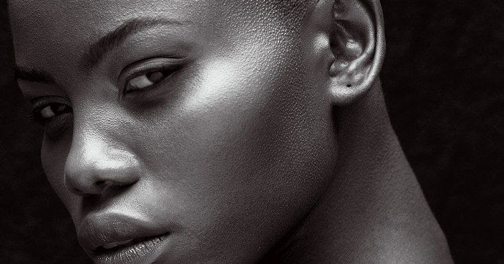 CELEBRITY MODELS NUDE: Sycha Mubiaya