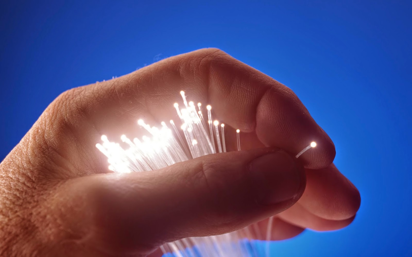 The Interaction Labs: The Major Uses of Fibre-Optic Technology