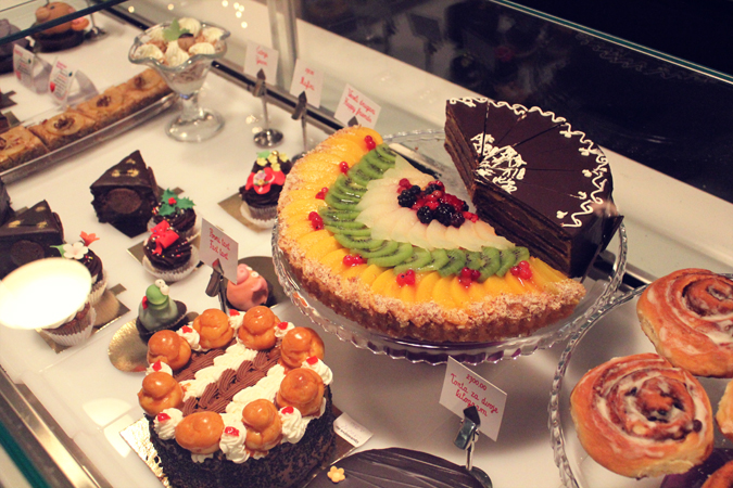 frashion: The Little Prince sweet shop... / Poslastičarnica Mali princ