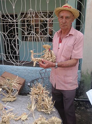 SOLBAYAMO: Una historia de yarey