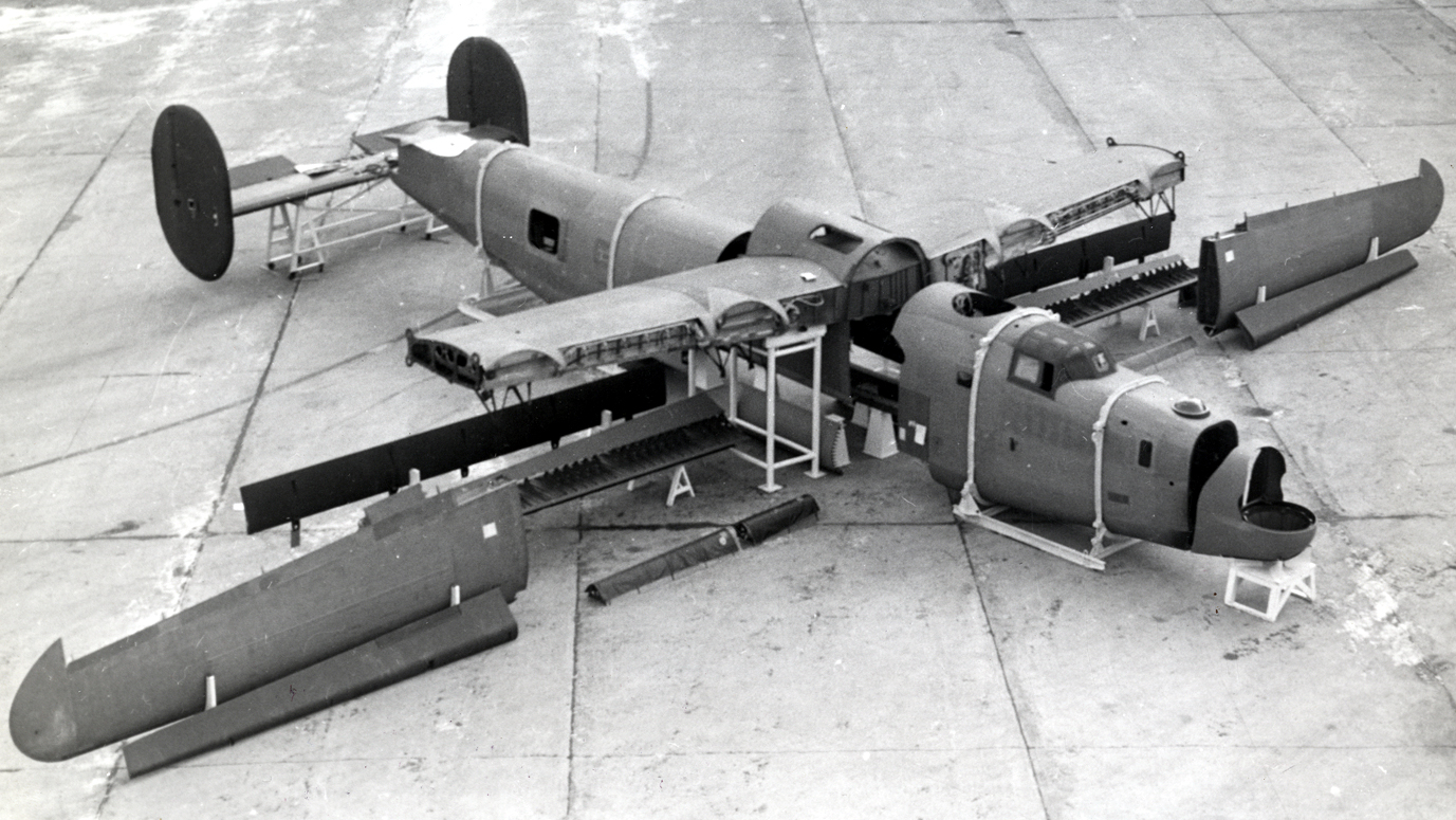 Just A Car Guy: The major assemblies for a B 24 laid out at Willow Run ...