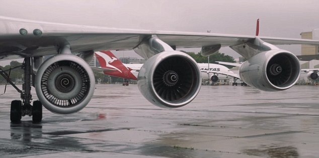aerosngcanela: O quinto motor do 747
