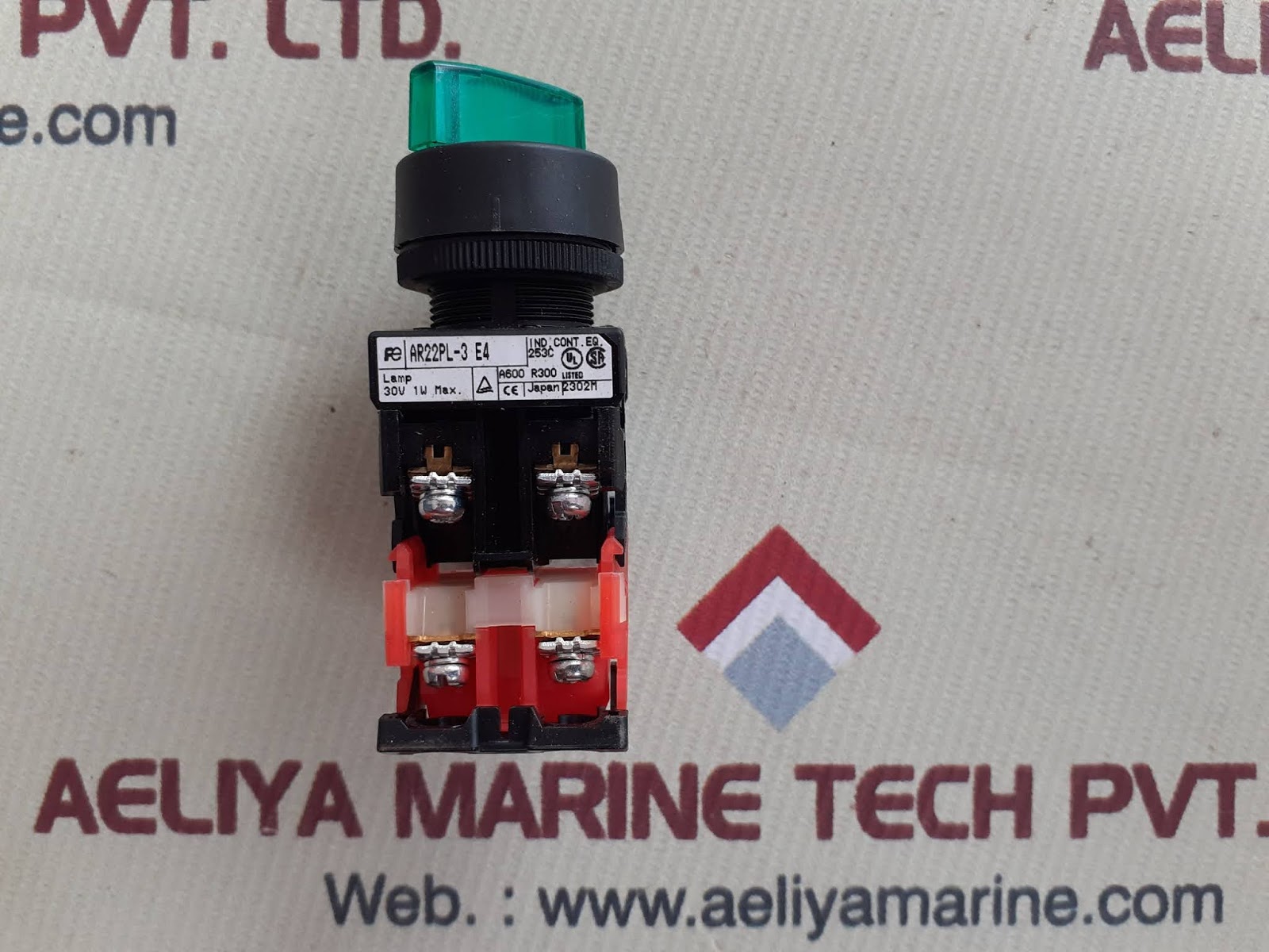 FUJI ELECTRIC AR22PL-3 E4 PUSH BUTTON - Aeliya Marine