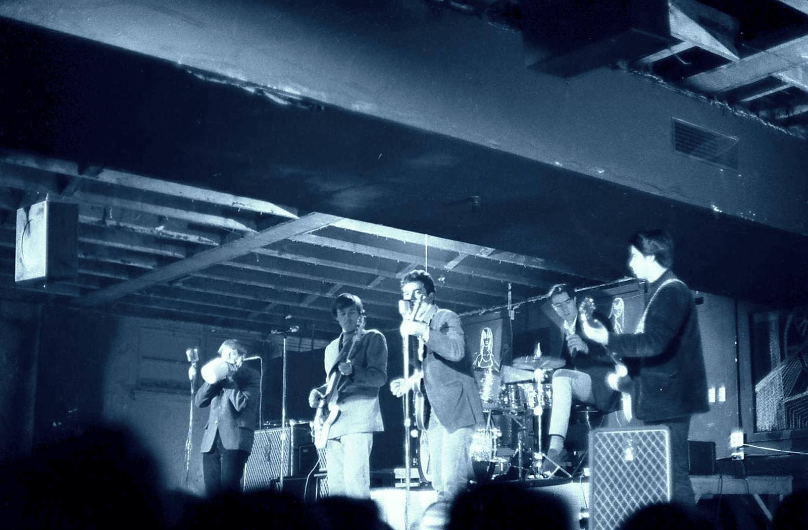 A FADED PICTURE : THE 13TH FLOOR ELEVATORS