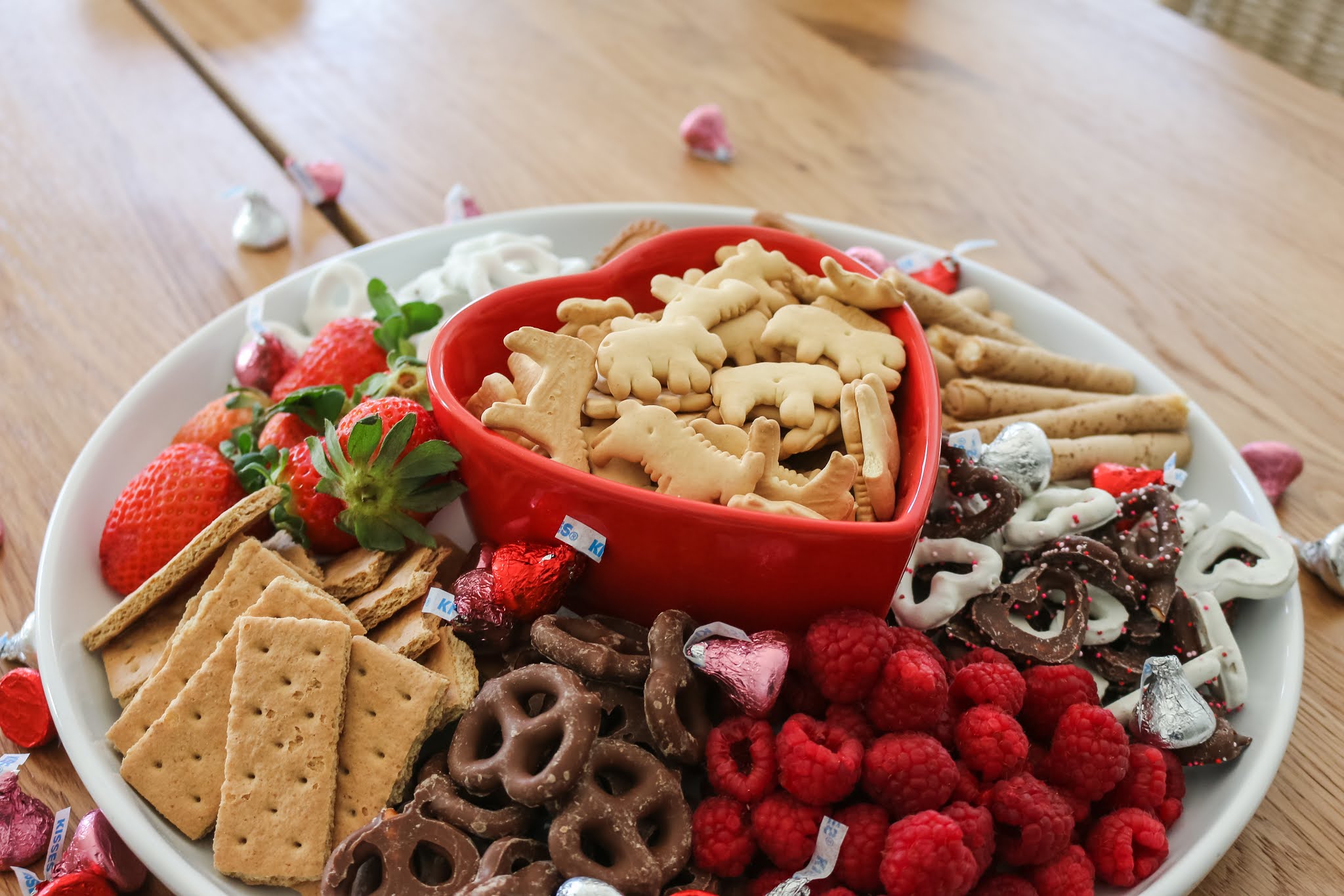 How To Create An EASY Valentine s Day Snack Platter Pretty Real how-to-create-an-easy-valentine-s-day-snack-platter-pretty-real