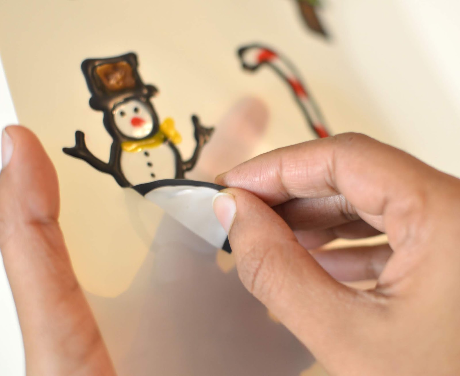 Vikalpah: DIY window clings using glass paint