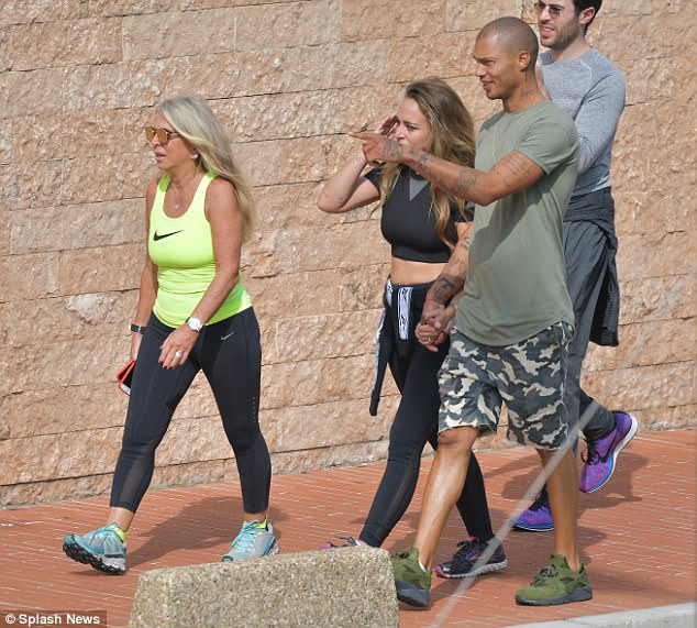 Latest Updates: Part of the family! Jeremy Meeks,Chloe Green and her ...