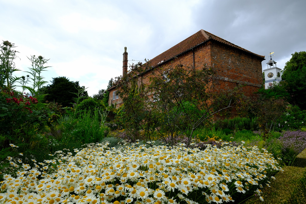 thequacksoflife: Freiston Church and Gunby Hall