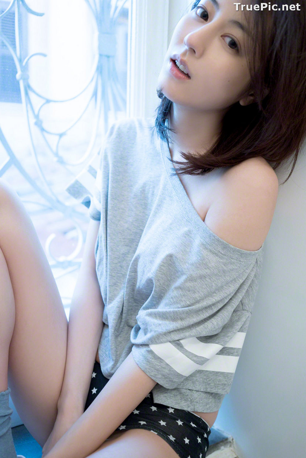 True Pic Wanibooks No136 Japanese Actress And Singer Yumi Sugimoto