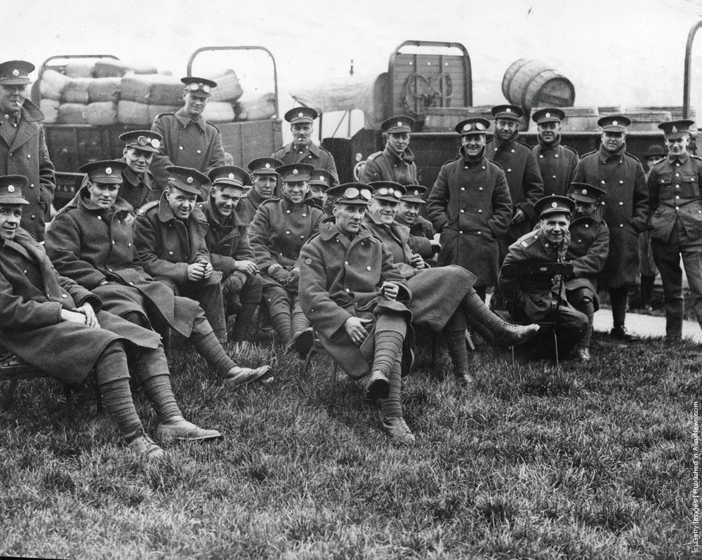 13 Amazing Vintage Photographs Captured the 1926 General Strike in ...
