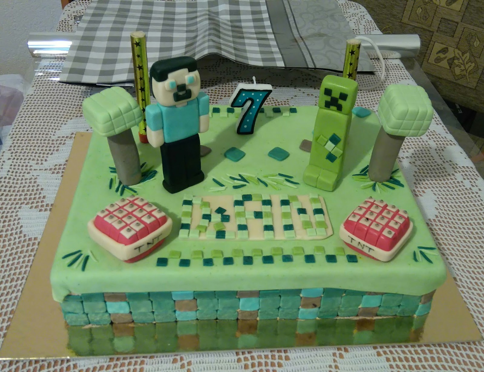 Kuhinja : STEP BY STEP: MineCraft - slika torte