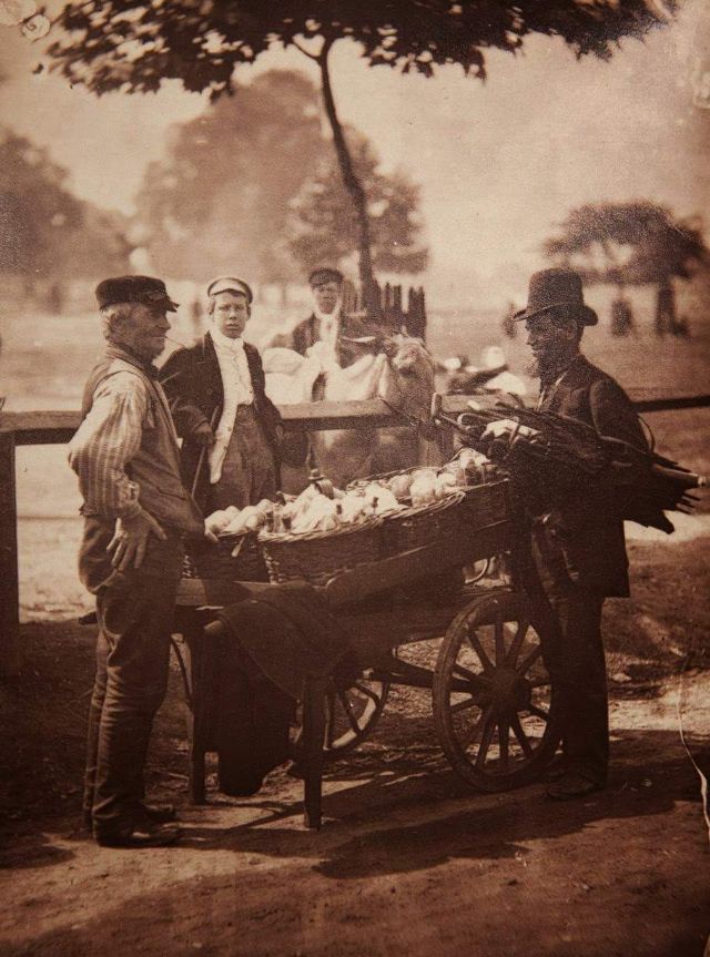 Old Photos of Londoners’ Street Life in 1877 ~ Vintage Everyday