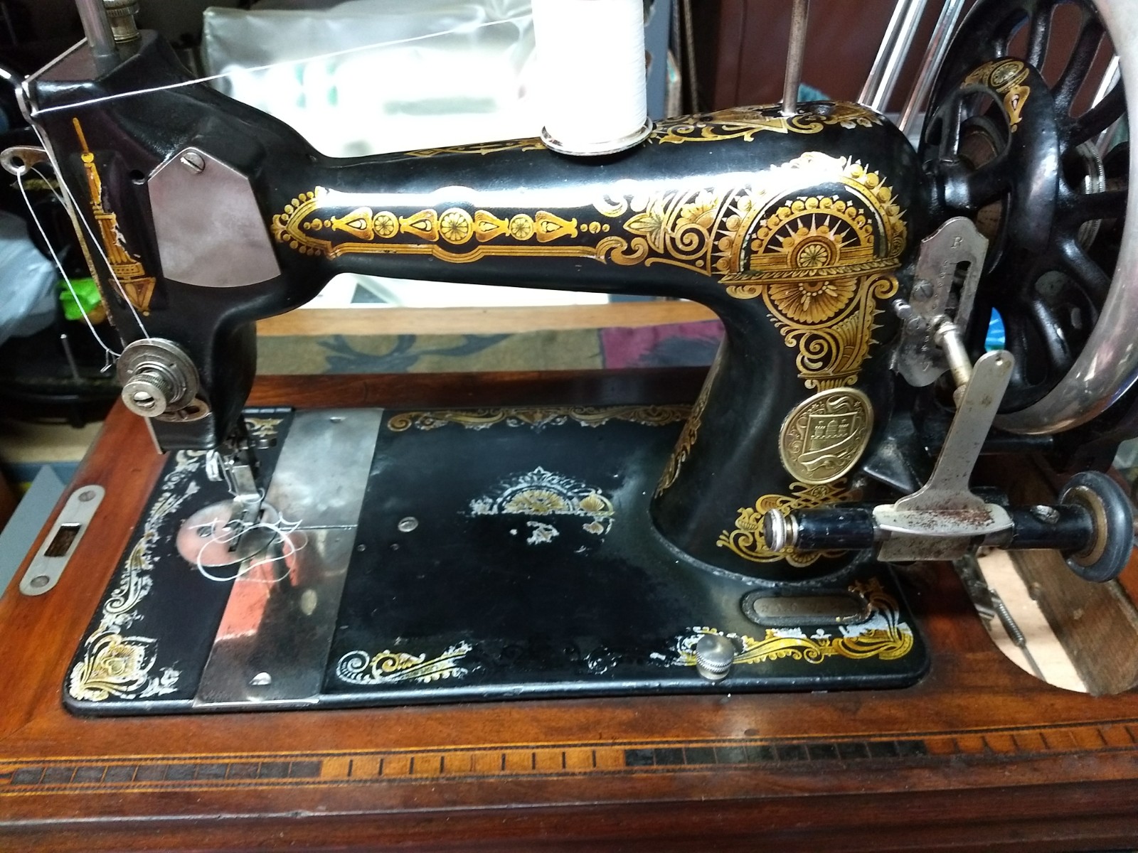 Sewing Machine Mavin: German Cranks
