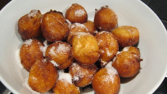 Dalmatian Mom: Fritule med yoghurt - frityrbollar från Primošten