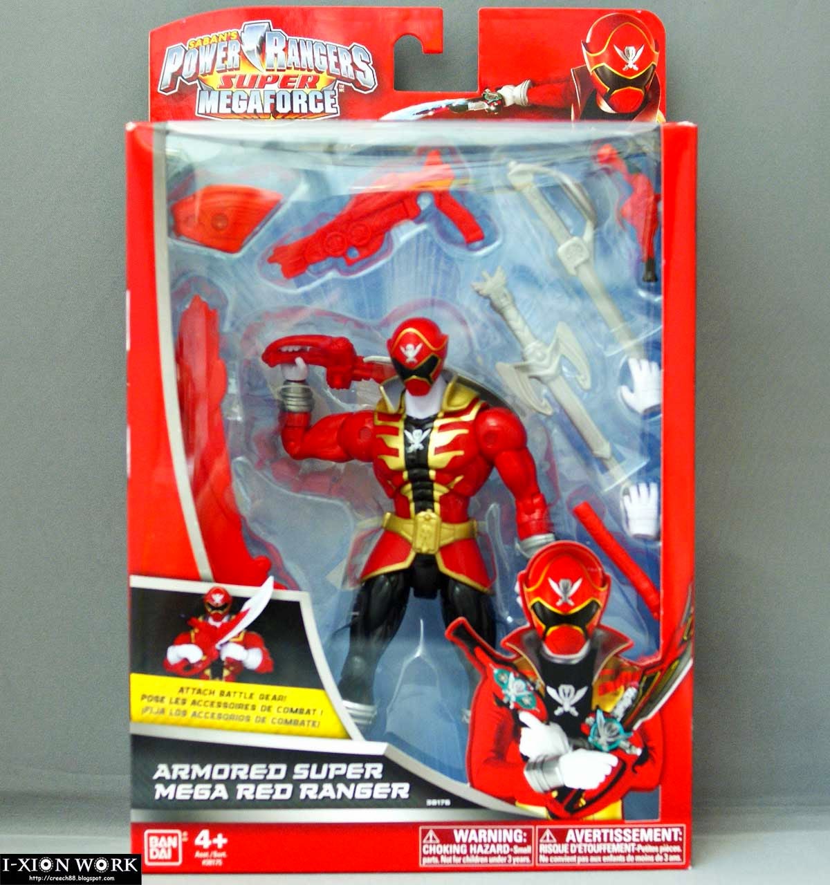 一眼看穿: Power Rangers Super Megaforce - Armored Super Mega Red
