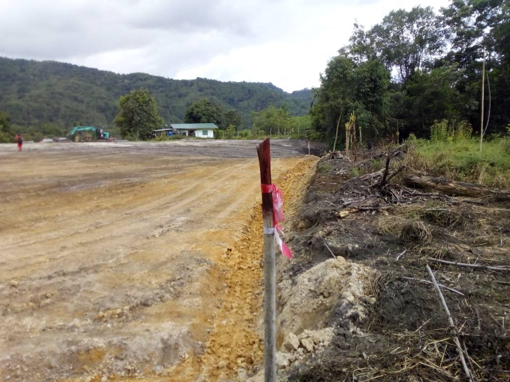 Tukang Sukat Tanah TUKANG SUKAT TANAH: Kerja Penandaan Lot tanah ...
