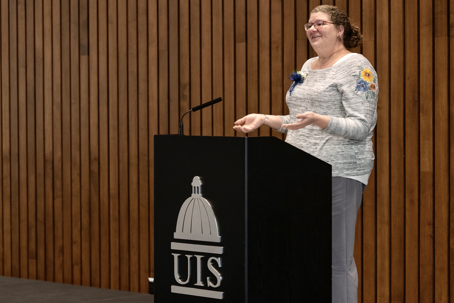 UIS Employee of the Month: Jamie Weber named the 2019 UIS Employee of ...