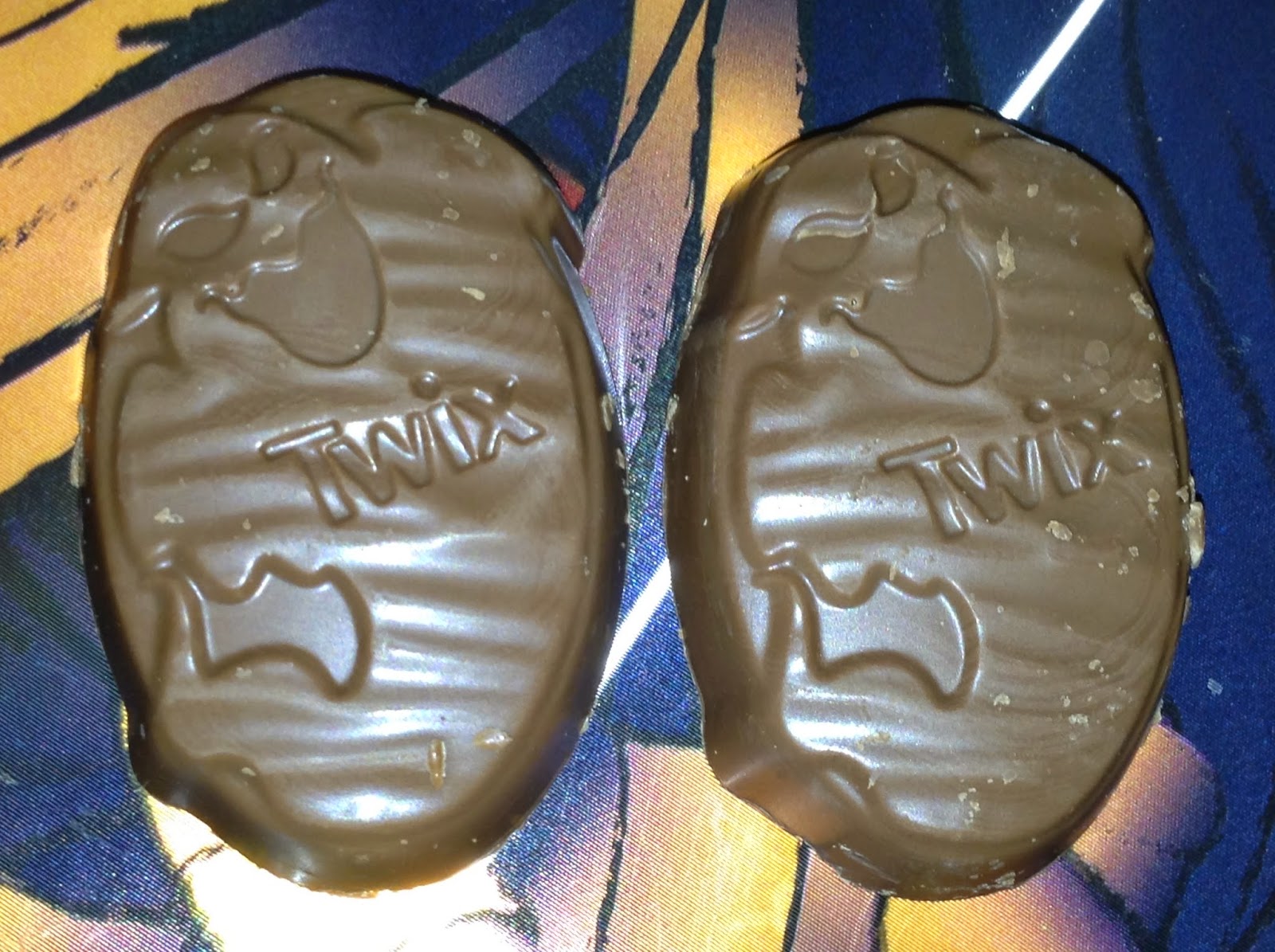 The Holidaze: Twix Ghosts