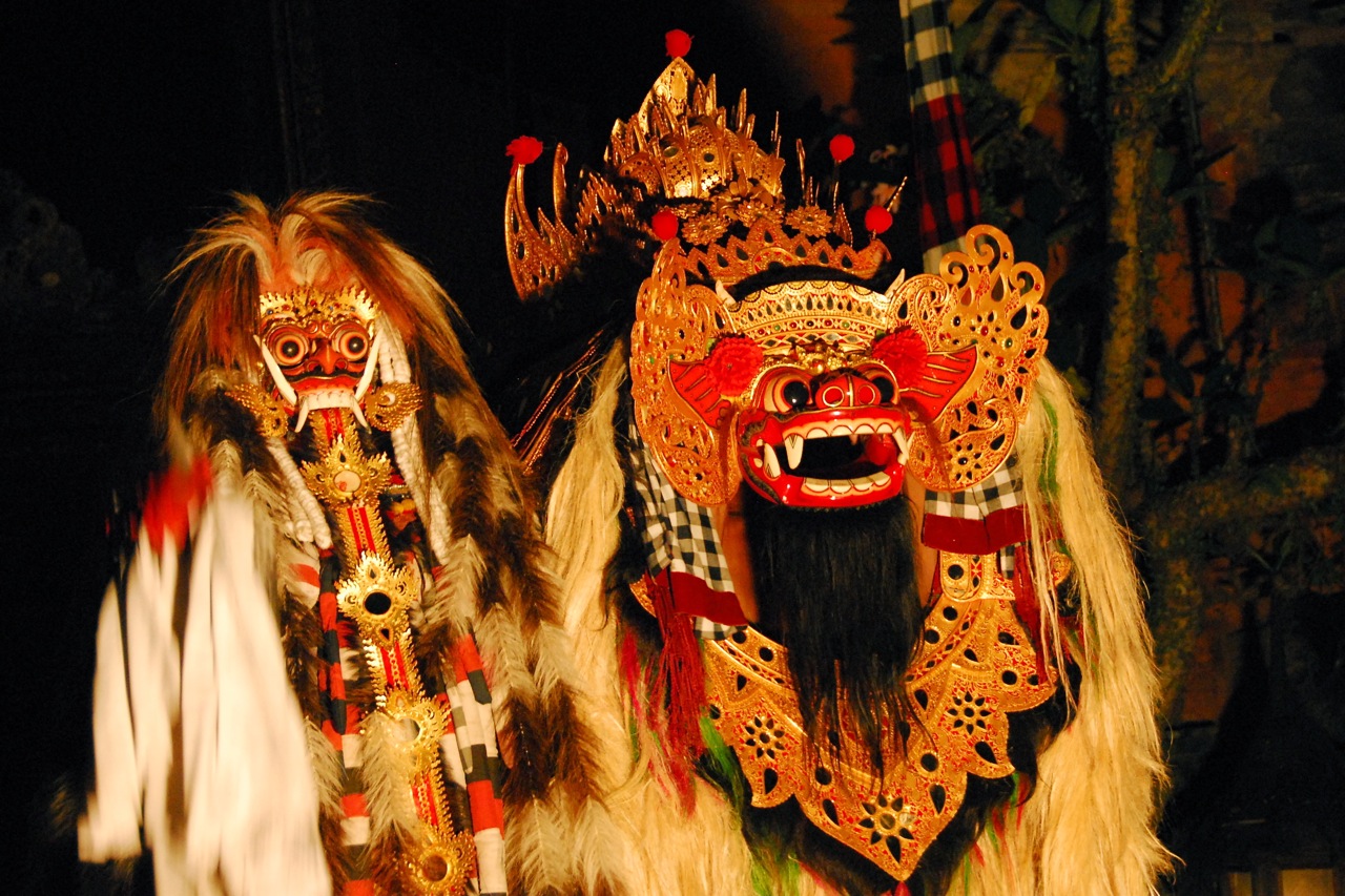 Seni Budaya Indonesia: Barong and Rangda