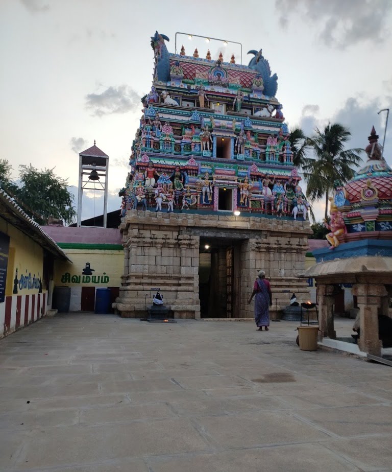 Tamilnadu Tourism: Shiva Thandeswarar Temple, Sendurai, Ariyalur