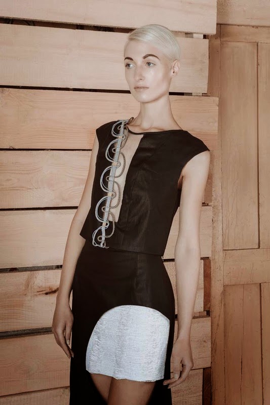 Amber Sherwood Textiles: Elizabeth Ashdown