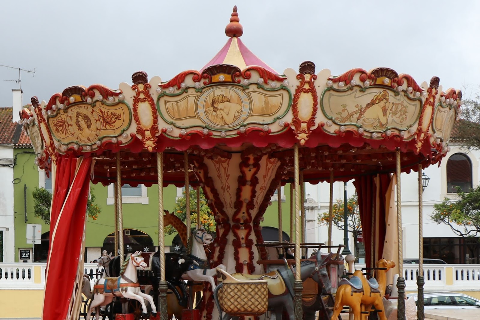 a terra e a gente: O carrossel