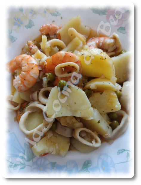 En la cocina de Bea: Giso de guisantes con langostinos y calamares