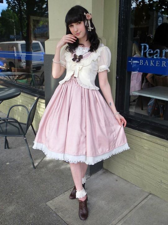 M i n t K i s m e t ♡: Lolita Posing 101