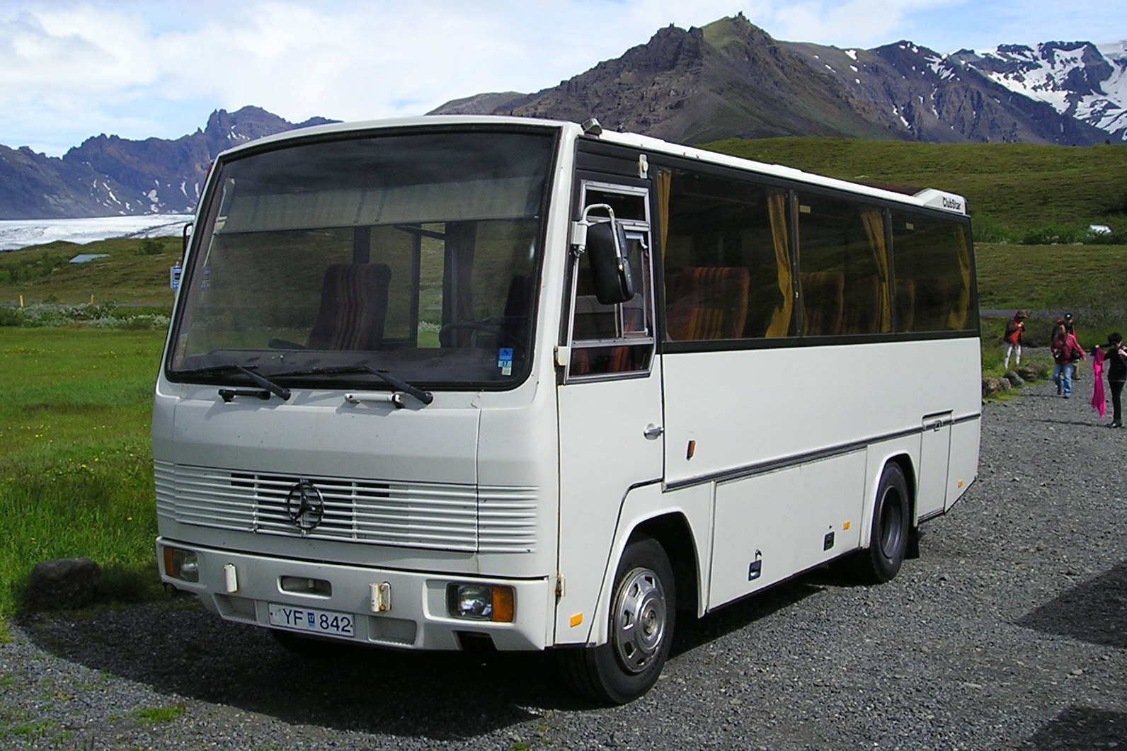 Omnibus World: Bus tour of Iceland.