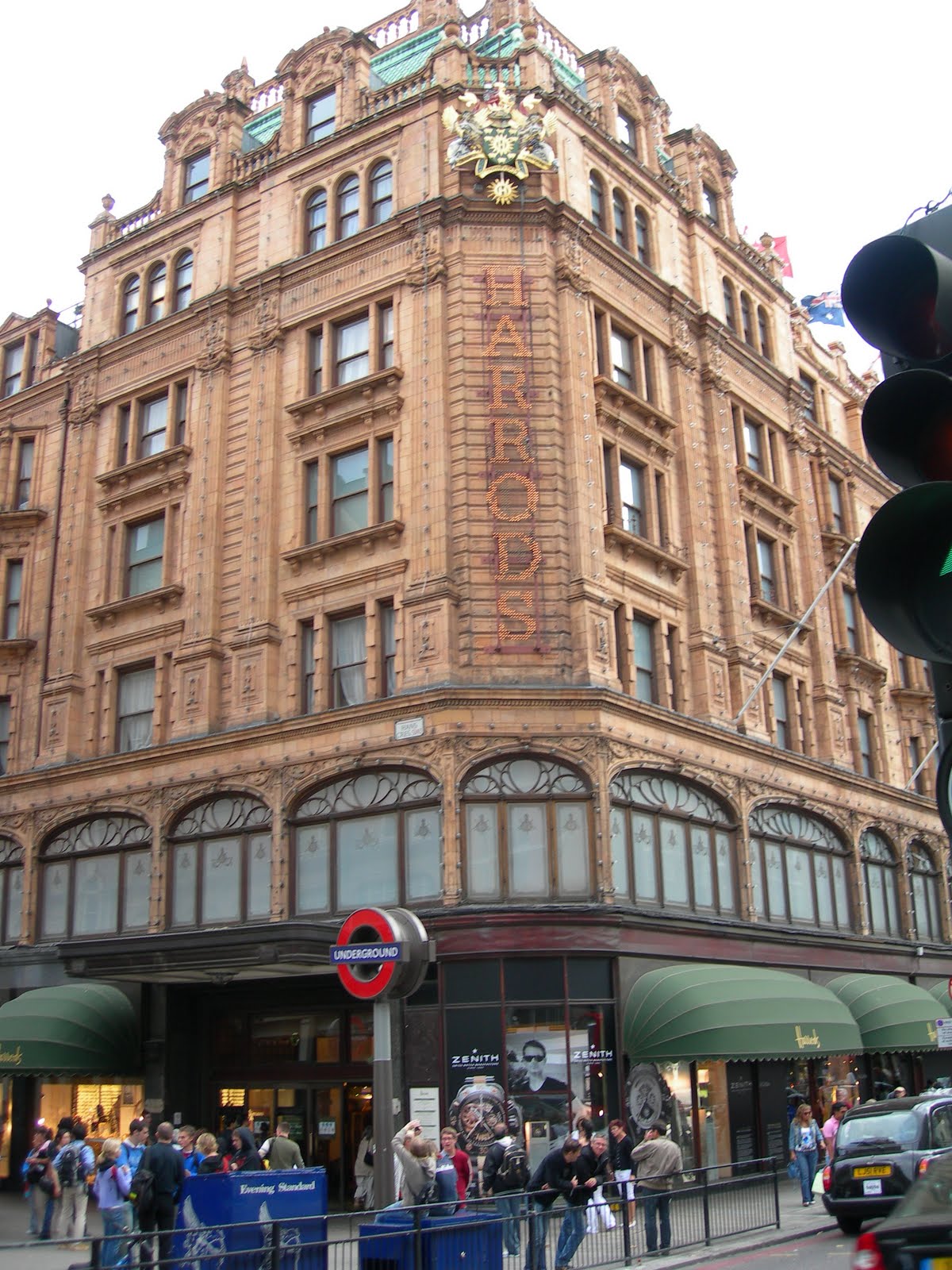 HARRODS | London mania