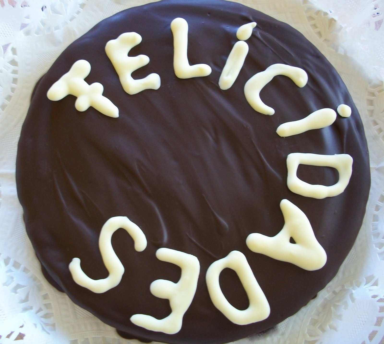 TARTAS Y POSTRES CASEROS: TARTAS CON MENSAJES