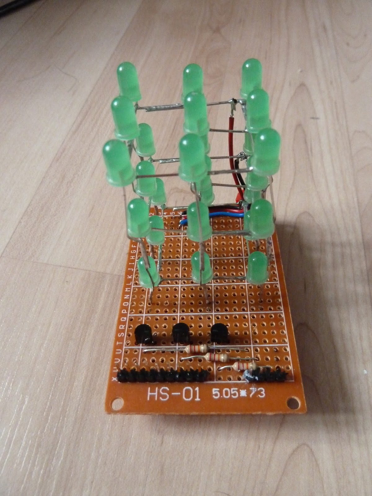 Raspberry Pi Projects: LED Cube Board