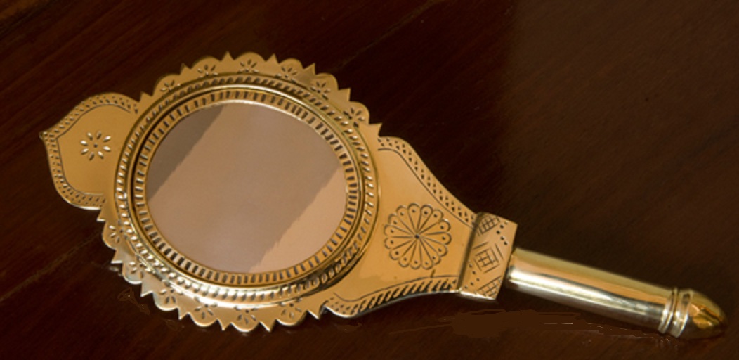 ARANMULA KANNADI / ARANMULA MIRROR / FEATURES OF ARANMULA KANNADI ...