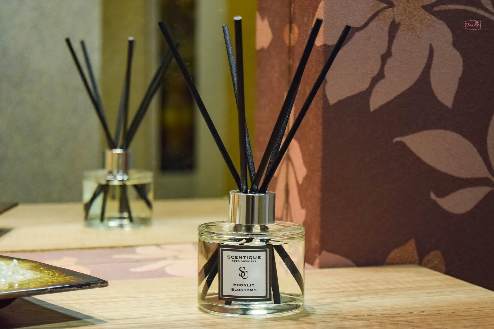 Scentique Candles - Reed DIffuser Moonlit Blossoms | Thingamyjic