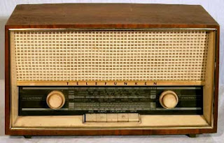NOSTALGIE: NOSTALGIE-POSTES DE RADIOS