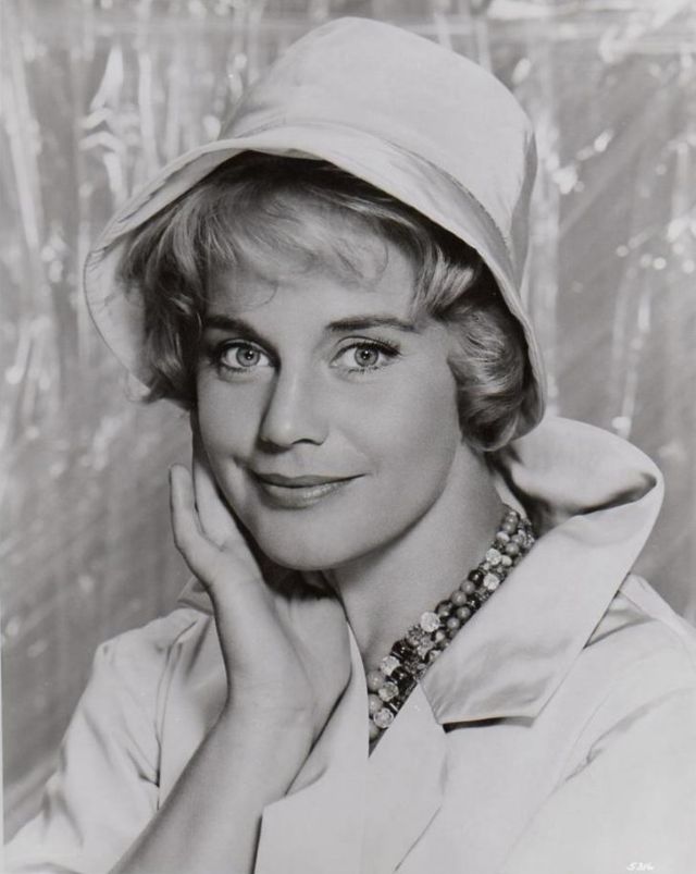 Maria Schell: One of the Leading Stars of German Cinema in the 1950s ...
