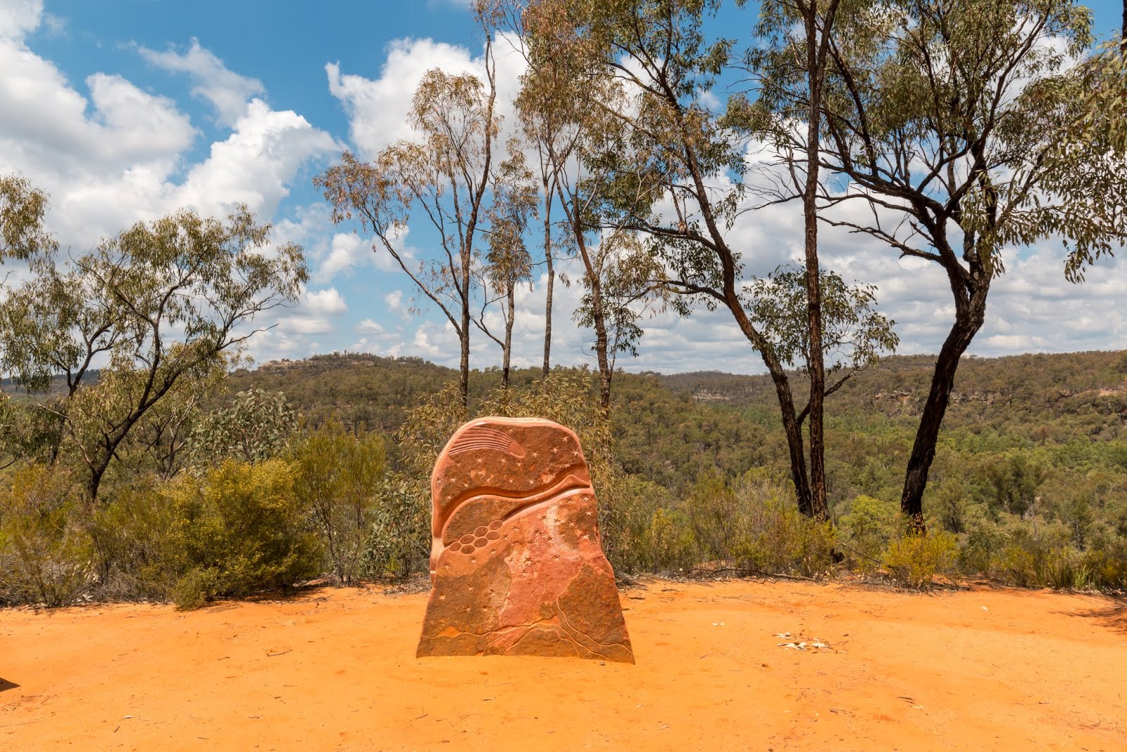National Park Odyssey: Sculptures in the Scrub Walking Track ...
