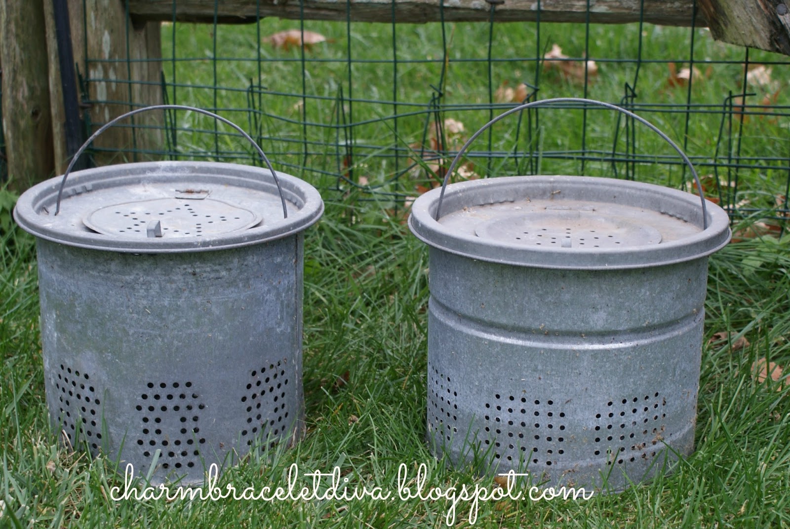 Our Hopeful Home: DIY Holiday Greens & Mistletoe Galvanized Buckets