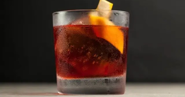 Delícias do Dia-a-Dia: NEGRONI MATCHA