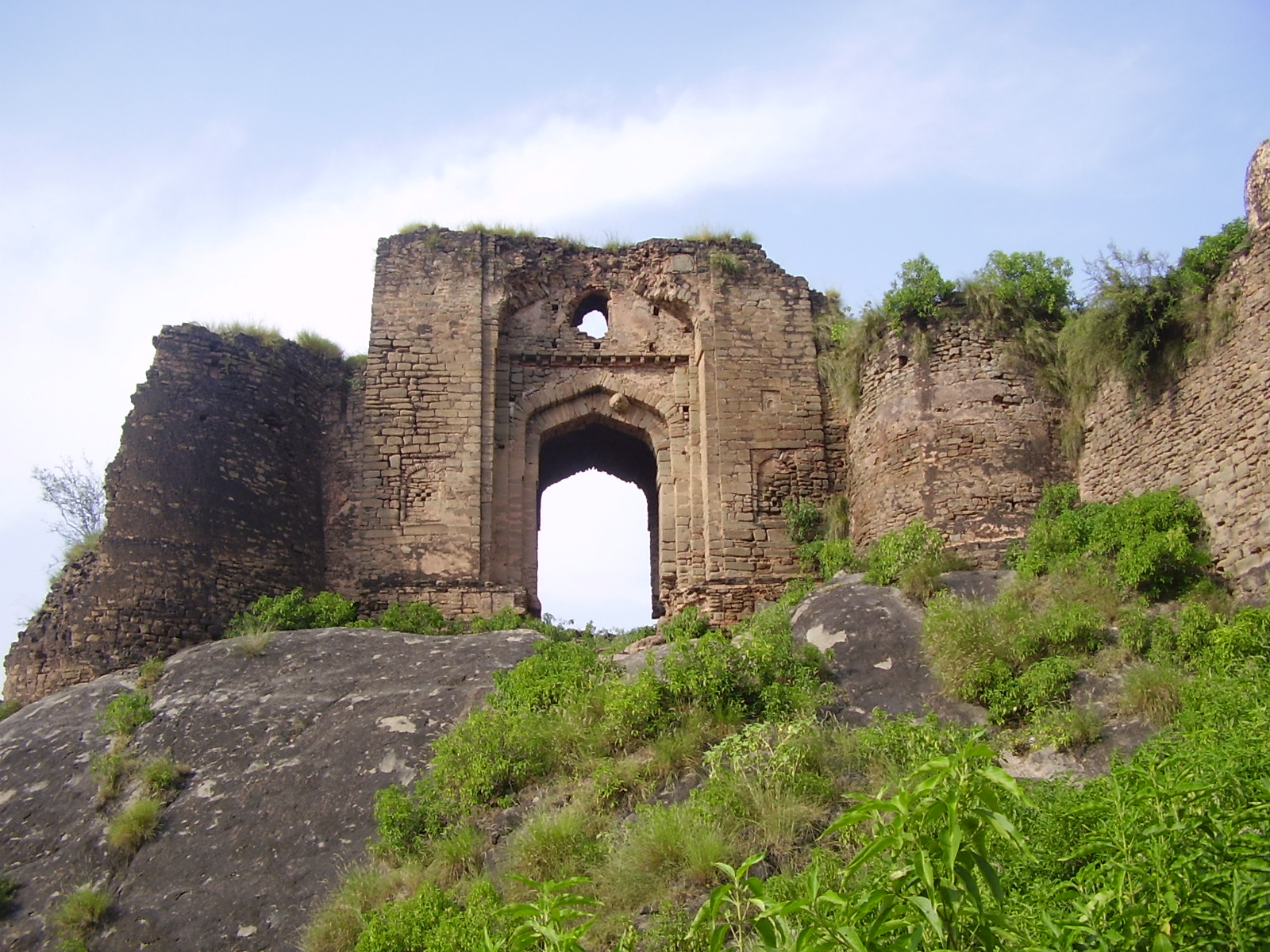 Explore the mysterious fort of Ghakkar's civilization: Pharwala fort
