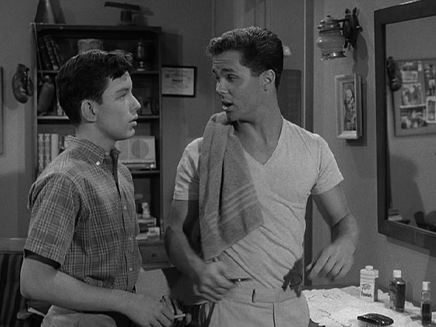 DVP's JFK ARCHIVES: WAS LEE HARVEY OSWALD "DOORWAY MAN"? (PART 2)