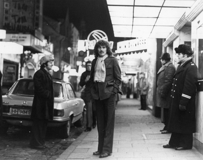 Meet the Beatles for Real: Welcome Back George