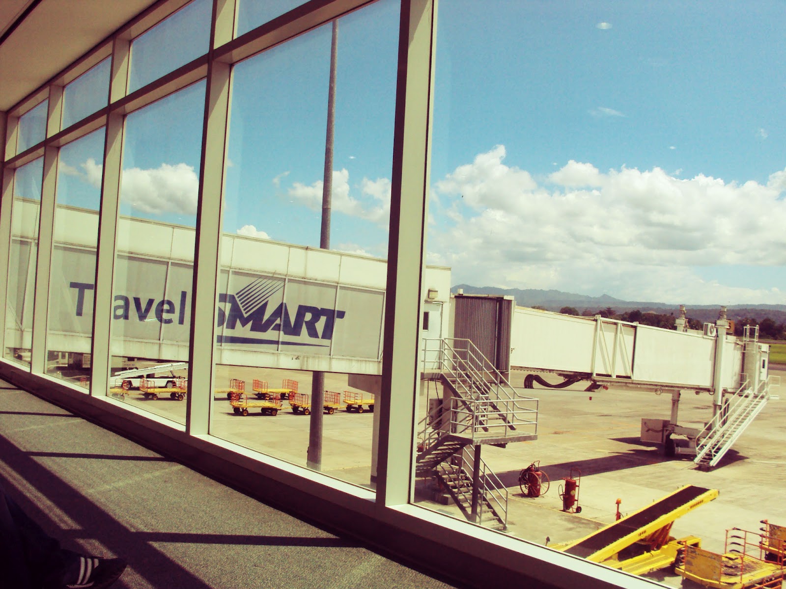 Planespotter's Haven: Bay 6