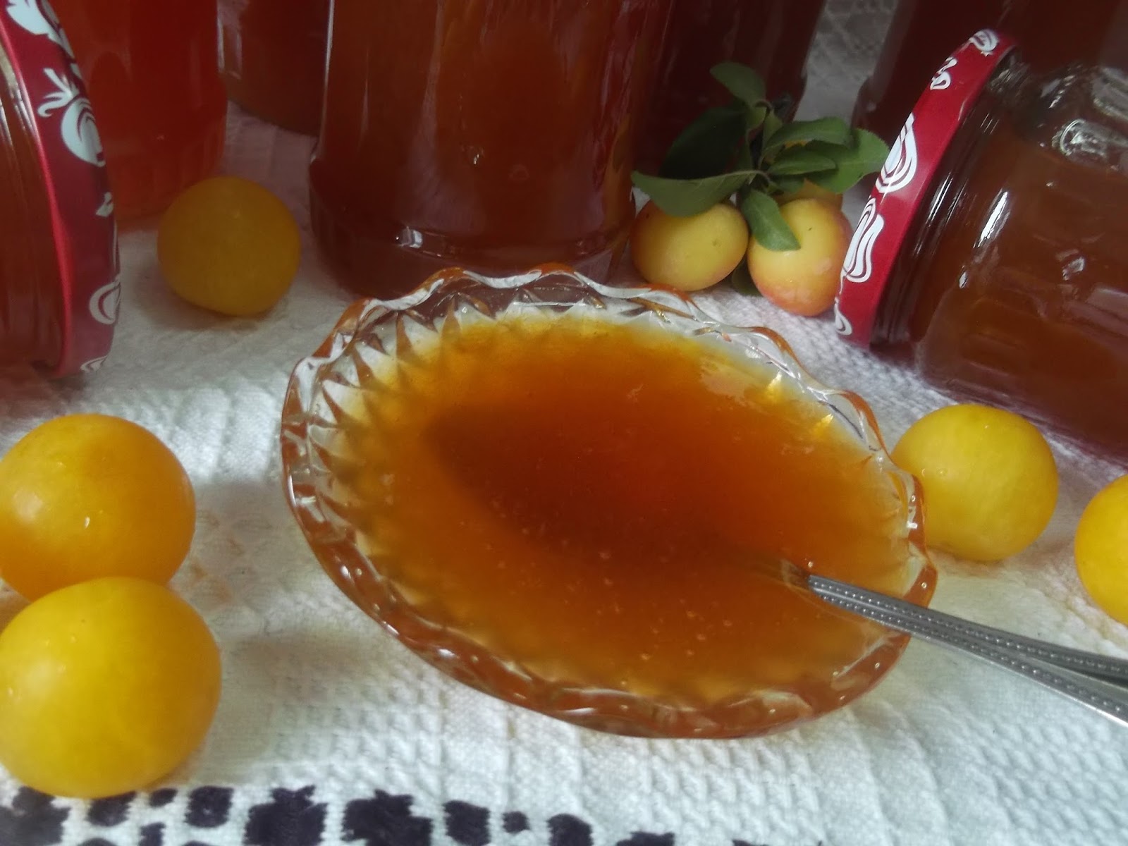 Hellena ...din bucataria mea...: Gem de corcoduse galbene