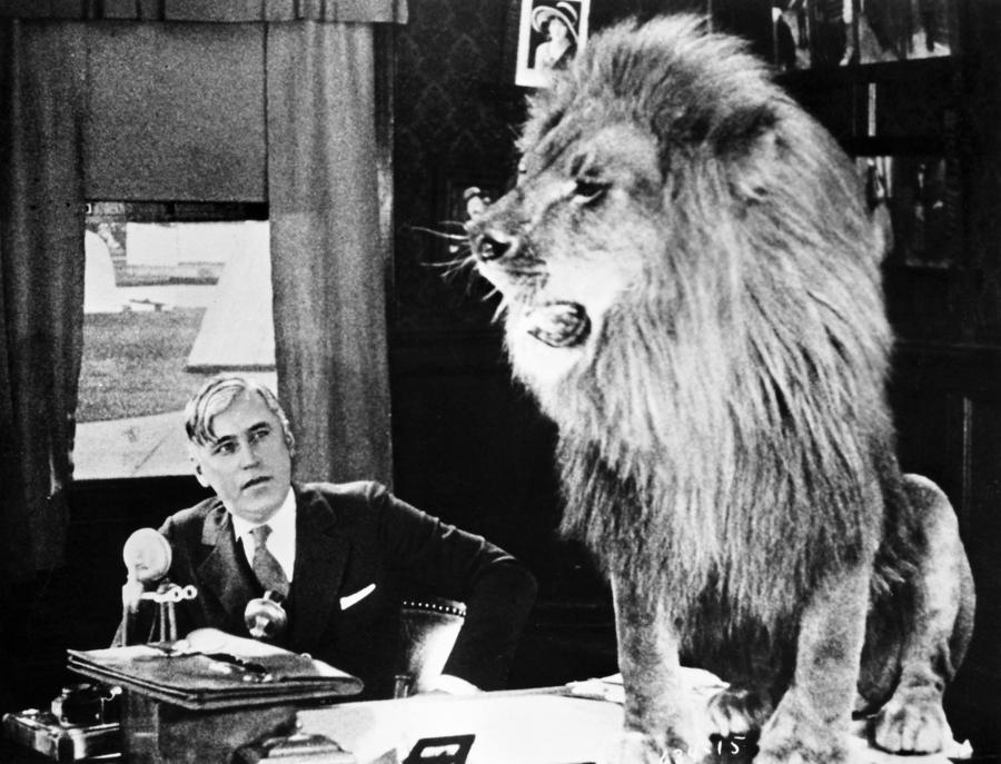 CULTURA AUDIOVISUAL II : DEL CINE MUDO AL CINE SONORO (LA COMEDIA)