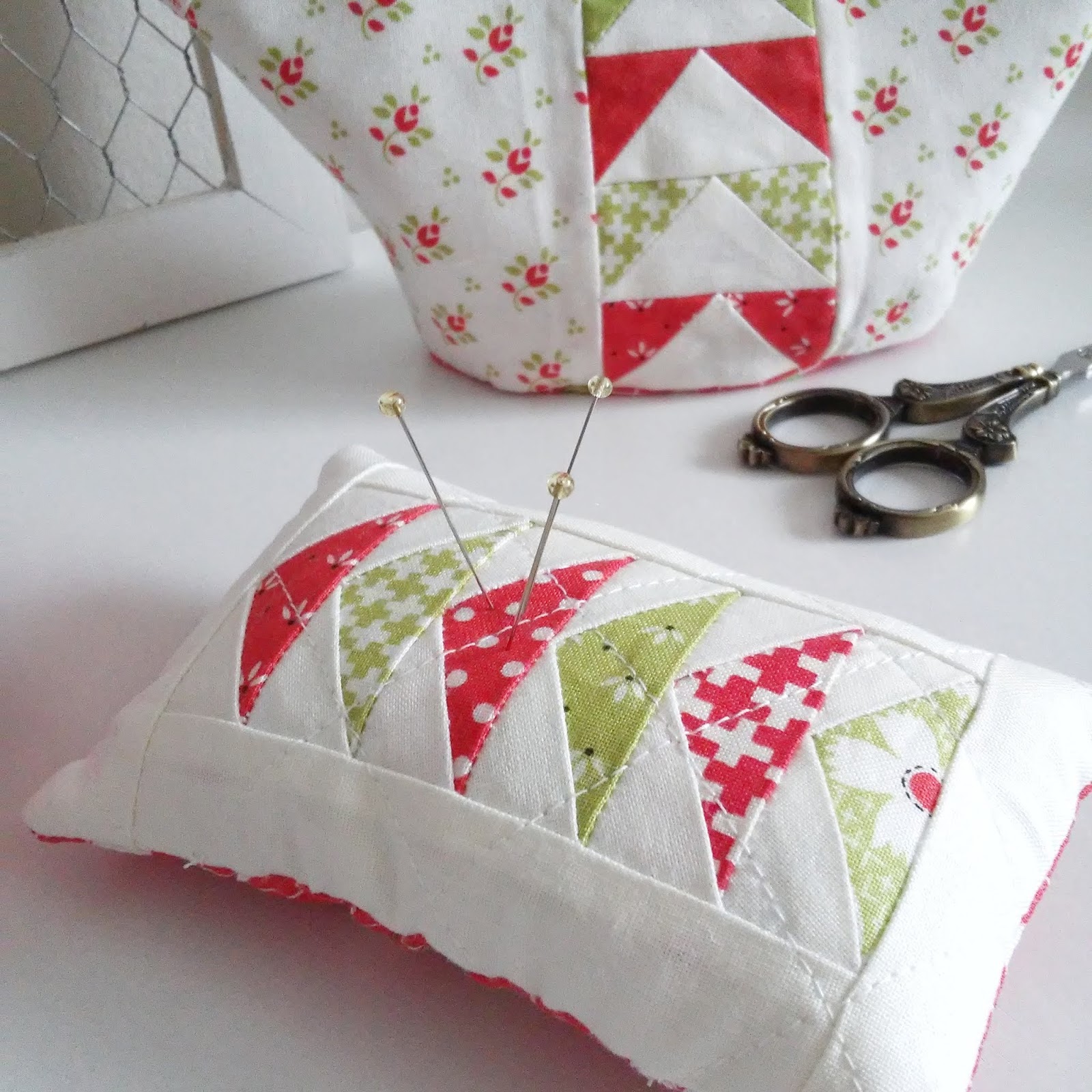 happy little cottage: Perfectly Pretty Patchwork