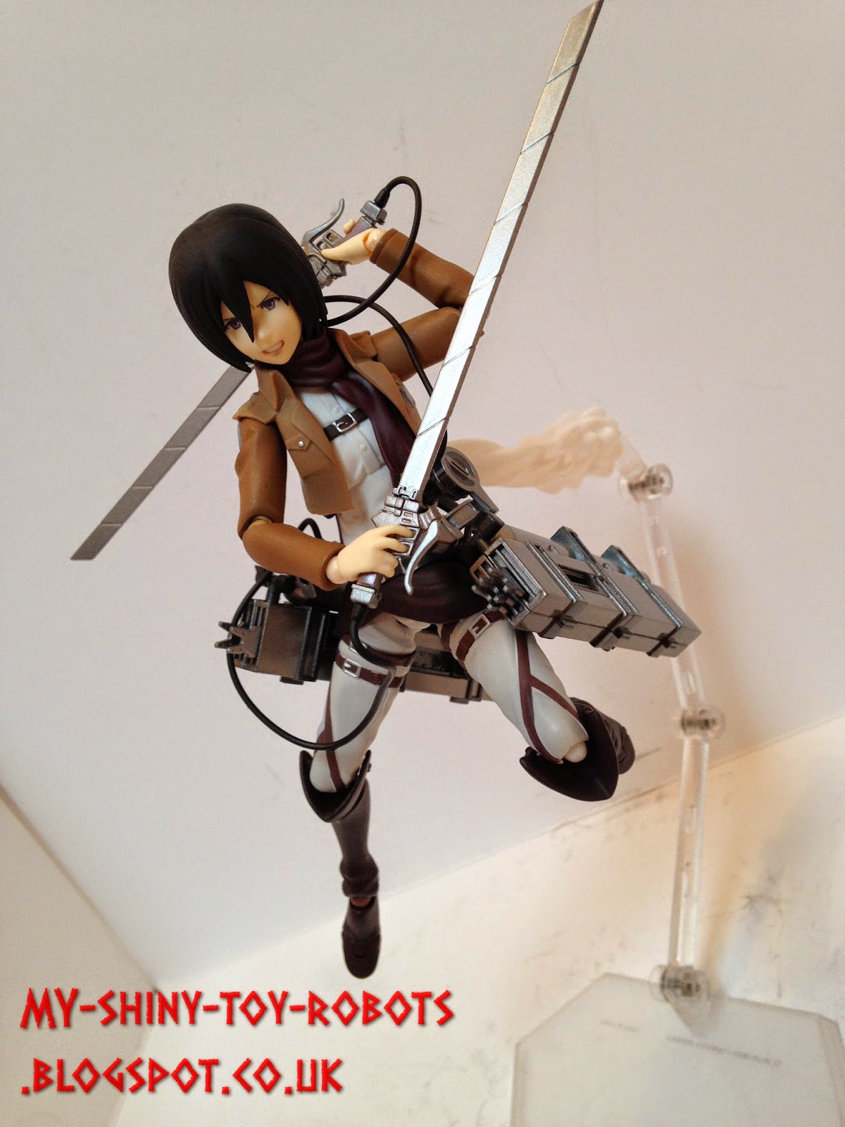 My Shiny Toy Robots: Toybox REVIEW: Figma Mikasa Ackerman