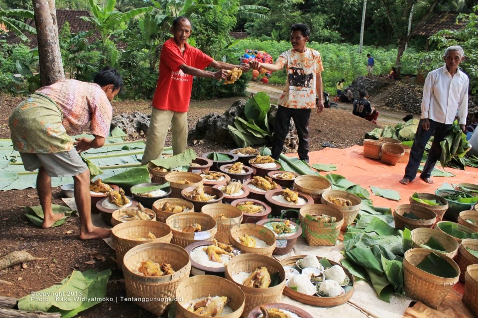 GUNUNGKIDUL: Upacara Adat Rasulan di Gunungkidul